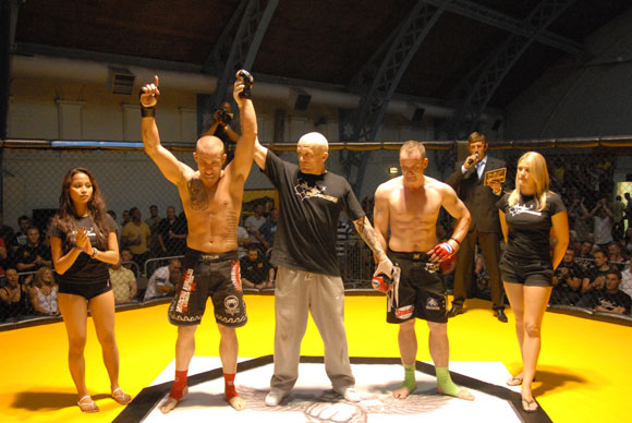 Clash Of Warriors - the leading MMA event in Nottingham UK - Rough As ...